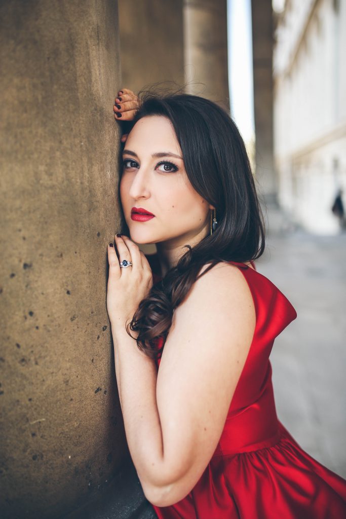 Biography | Julia Sitkovetsky Soprano